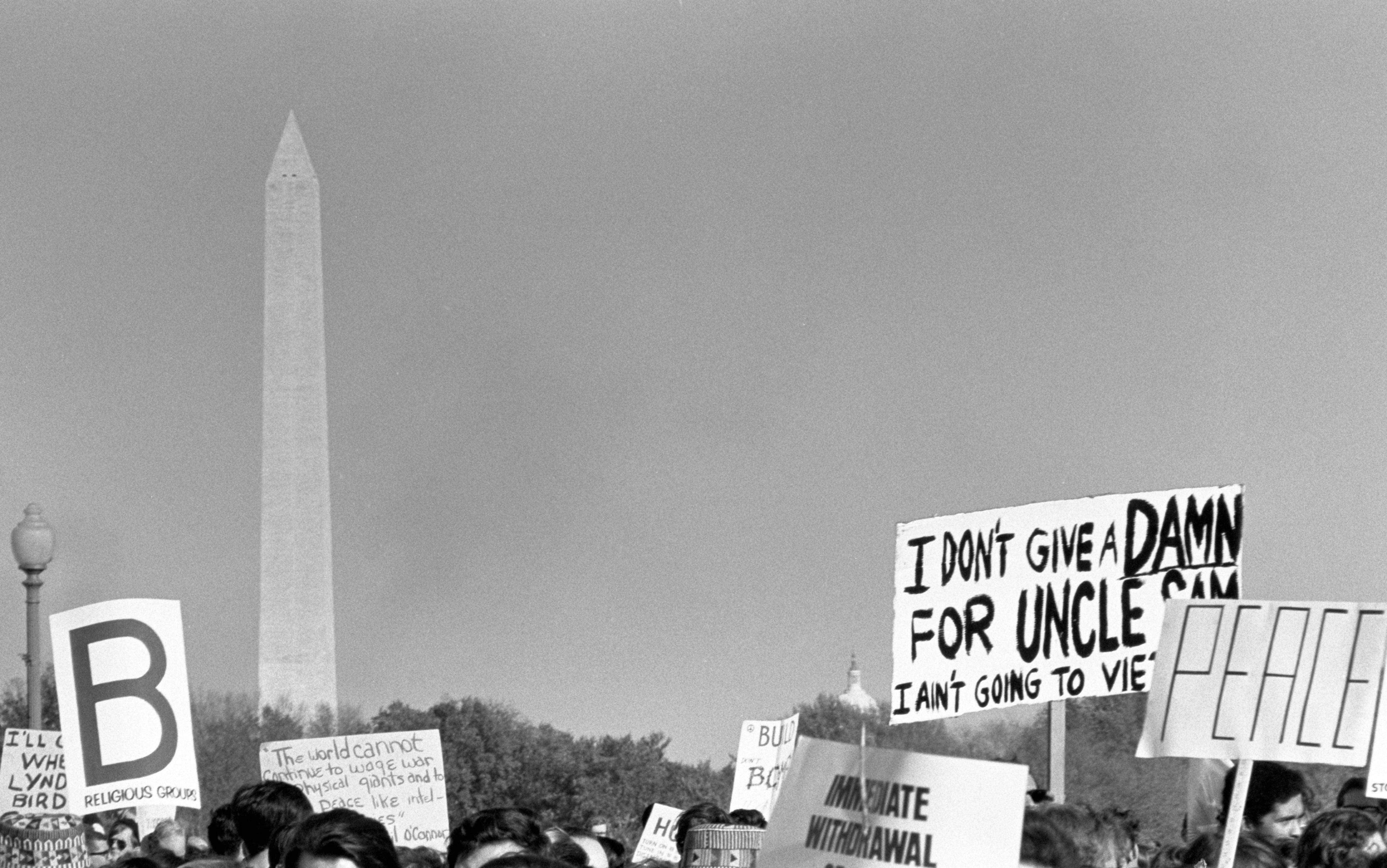 Photo - LBJ and Vietnam - LBJ Library