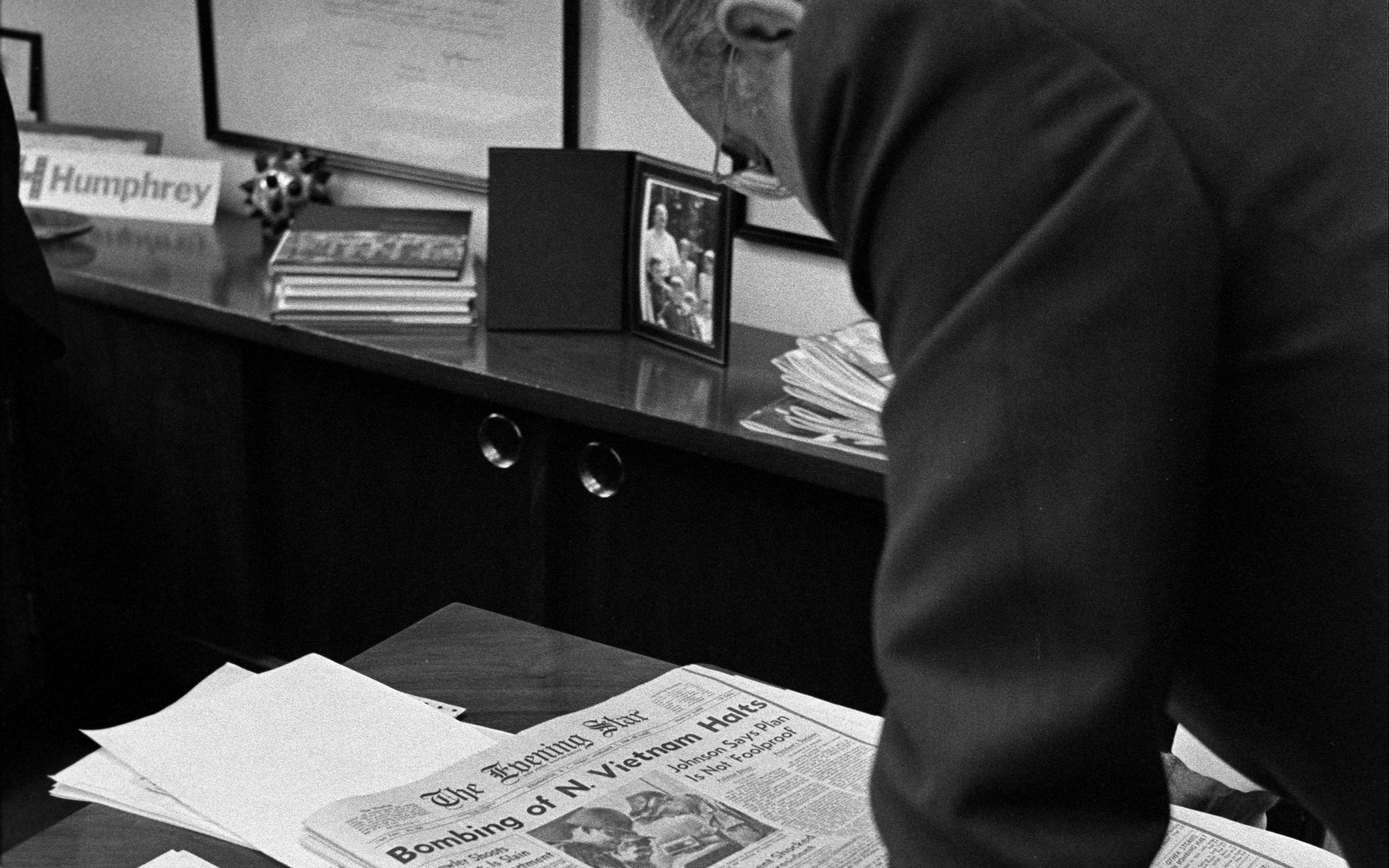 Photo - LBJ and Vietnam - LBJ Library