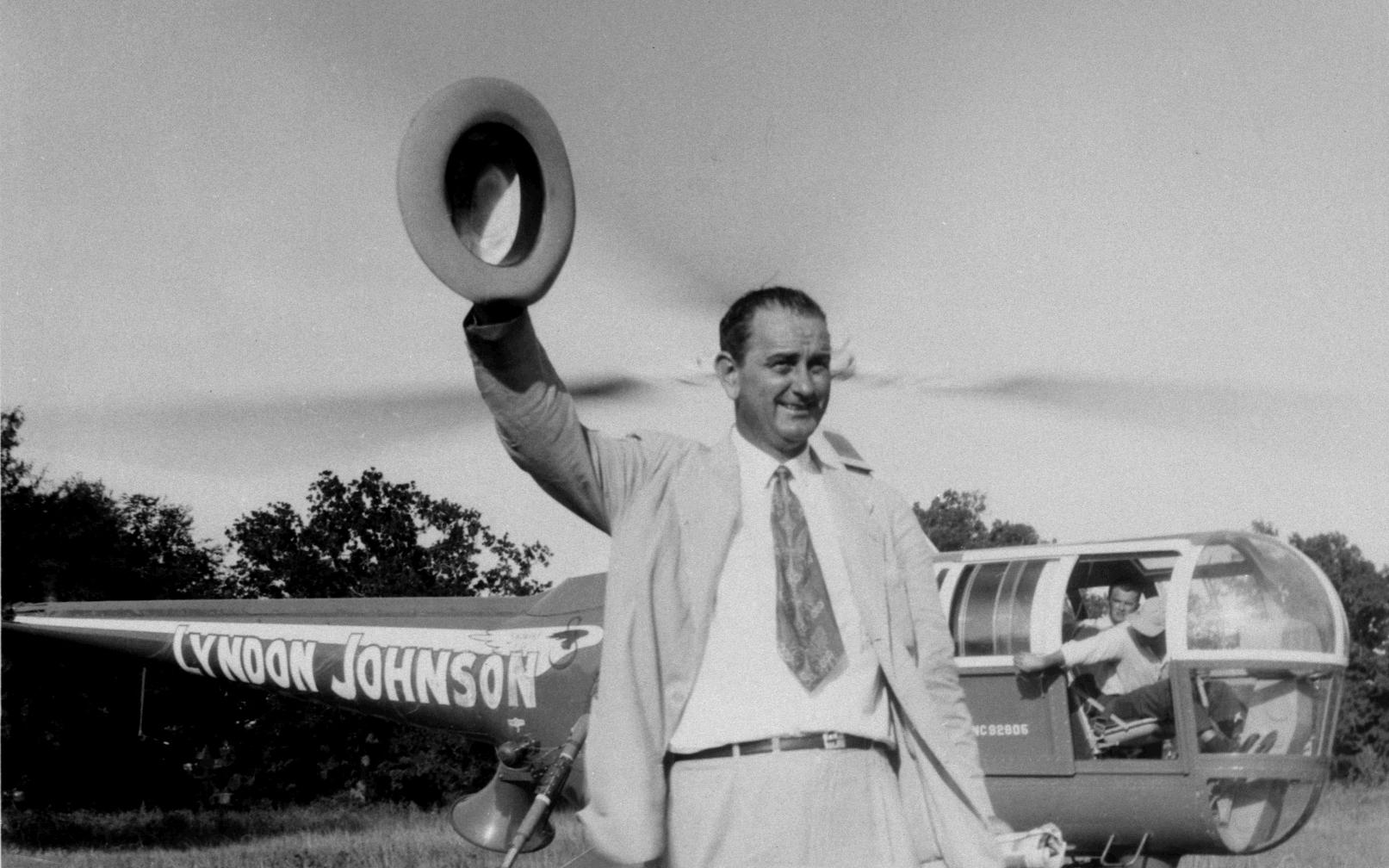 Photo - LBJ makes a campaign stop, 1948 - LBJ Library