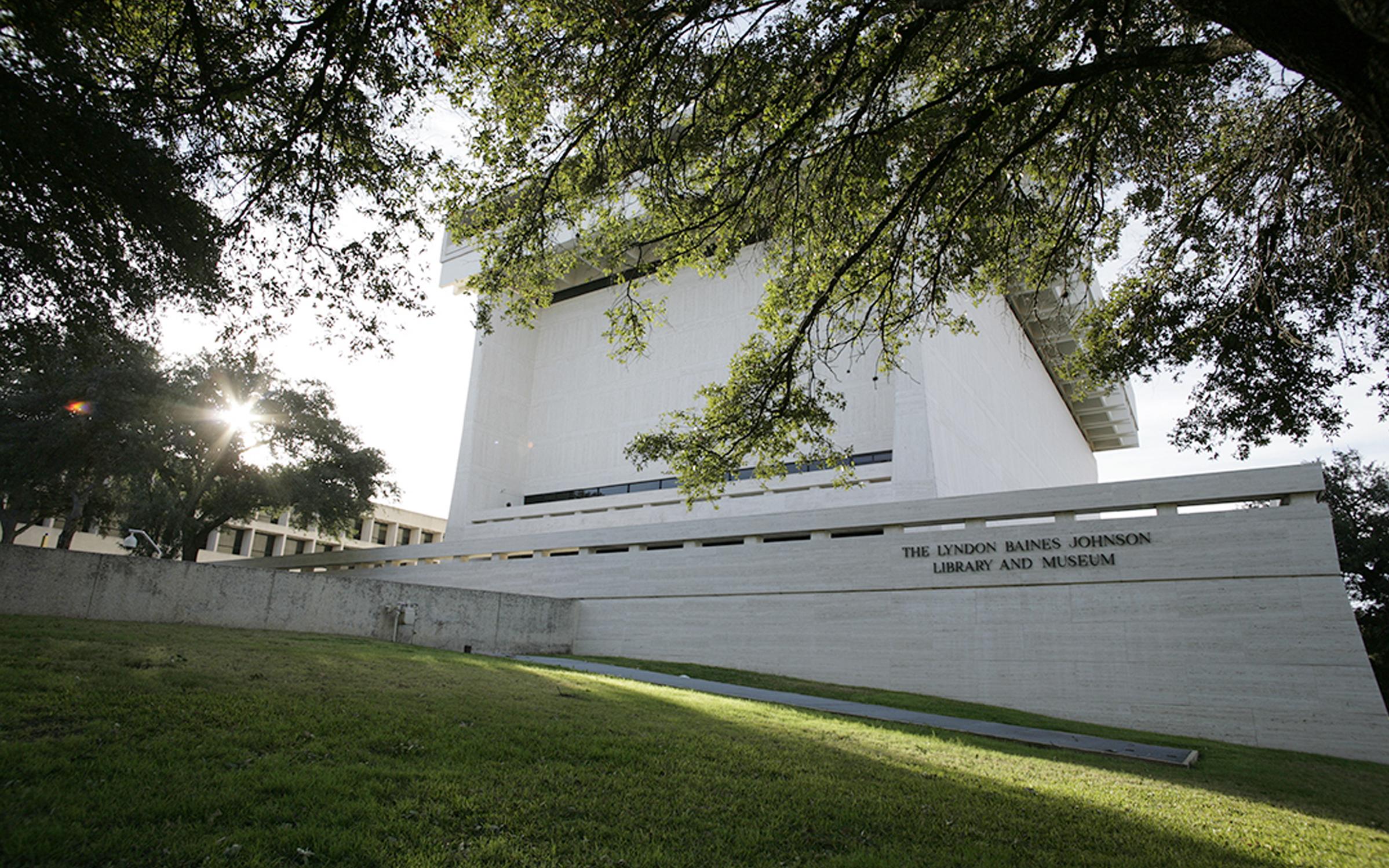 Photo - Exterior Library Photos - LBJ Library