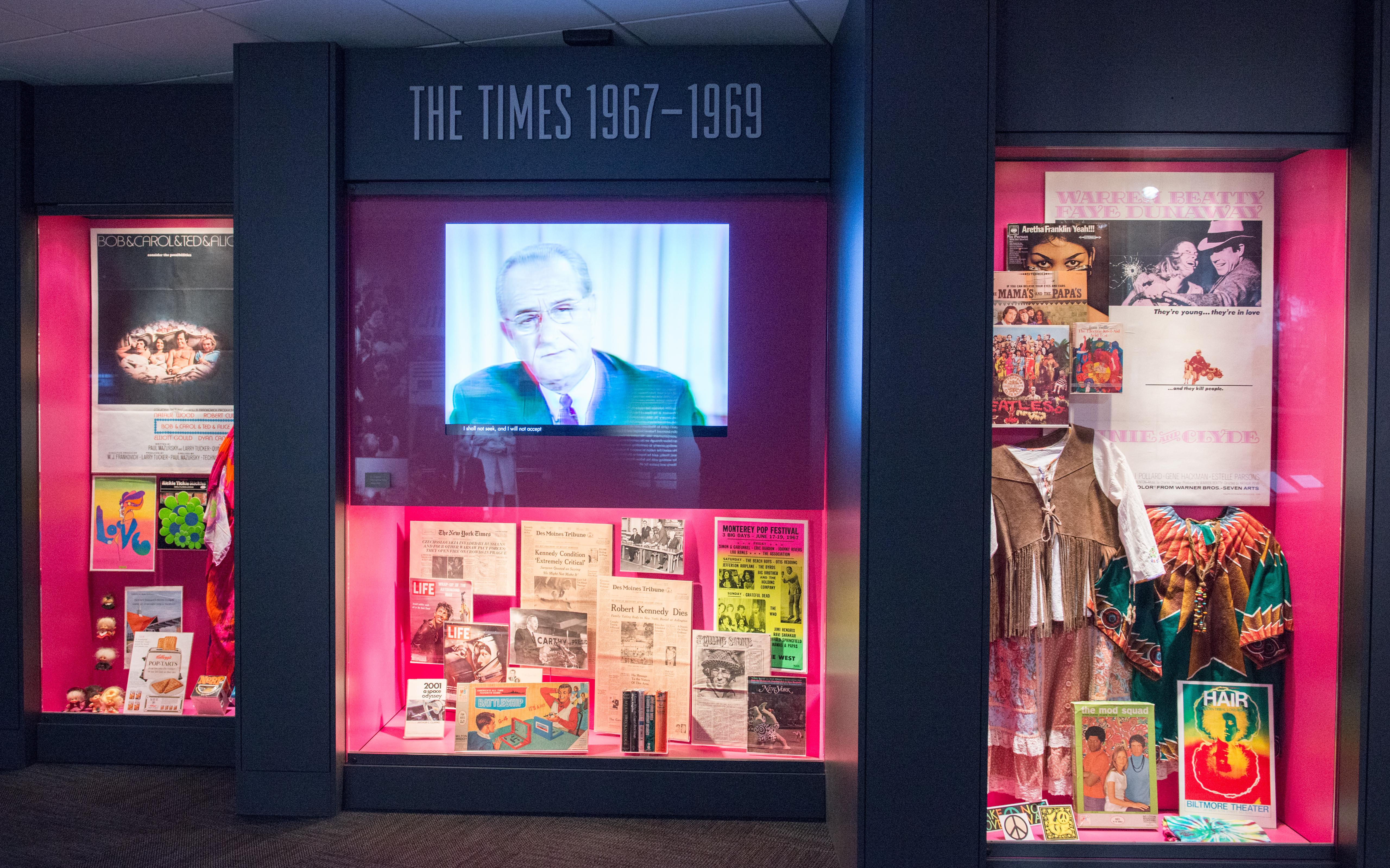 Photo - Permanent Exhibits Photos - LBJ Library